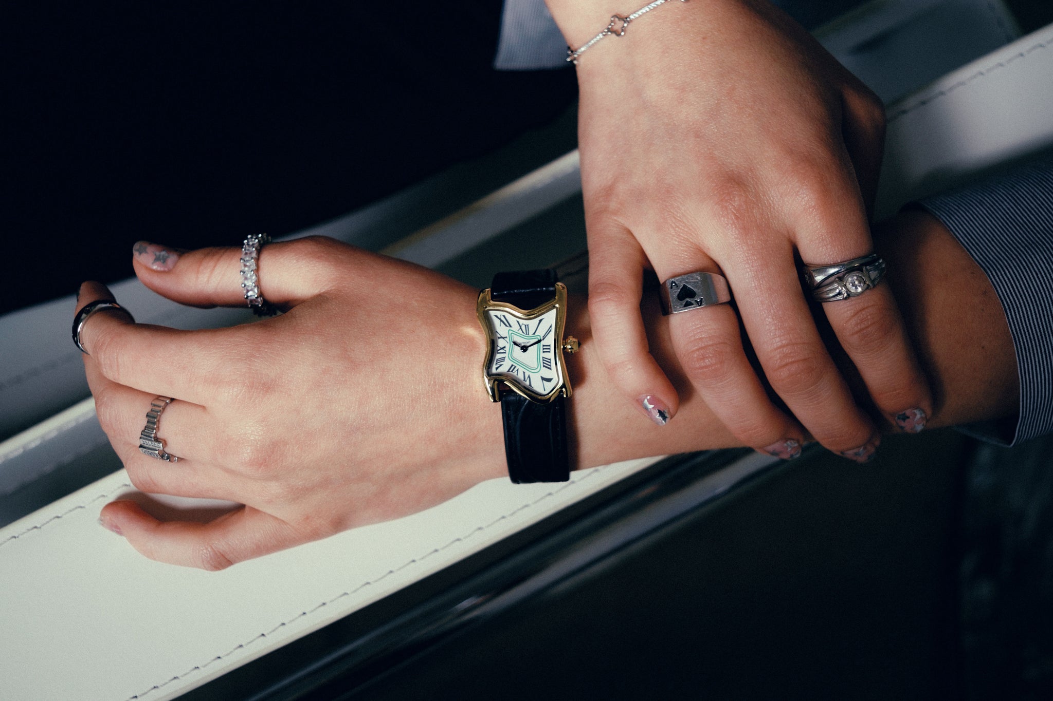 Square Melting Watch Small Gold – Laphont